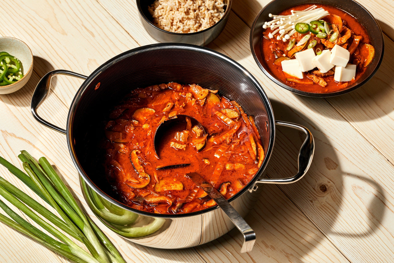 Kimchi and Tofu Soup – HexClad Cookware