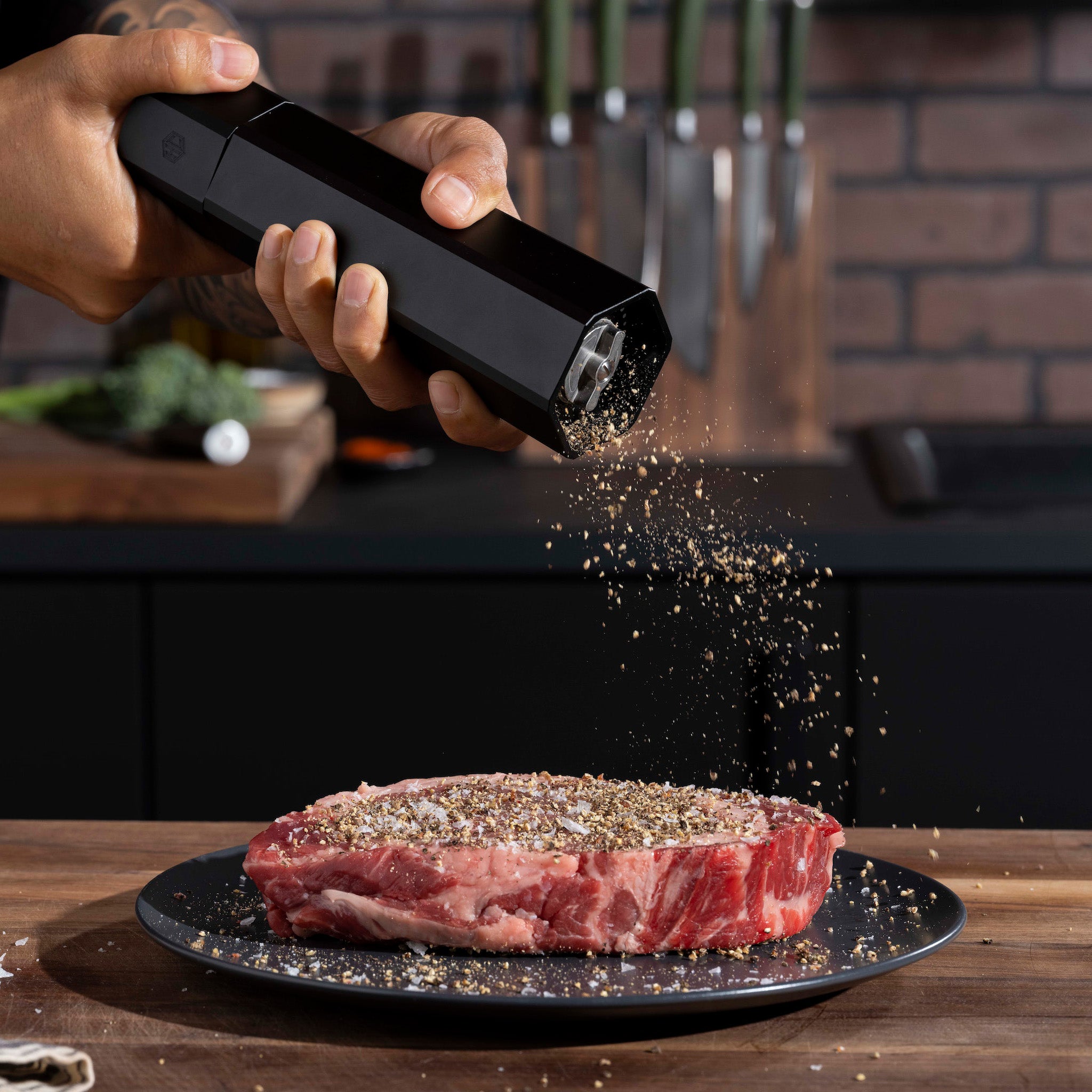 6_PEPPERINGSTEAK_PEPPERMILL_sq_5e04344c-0e6f-4b10-9cac-bf89ab1c8033 ...